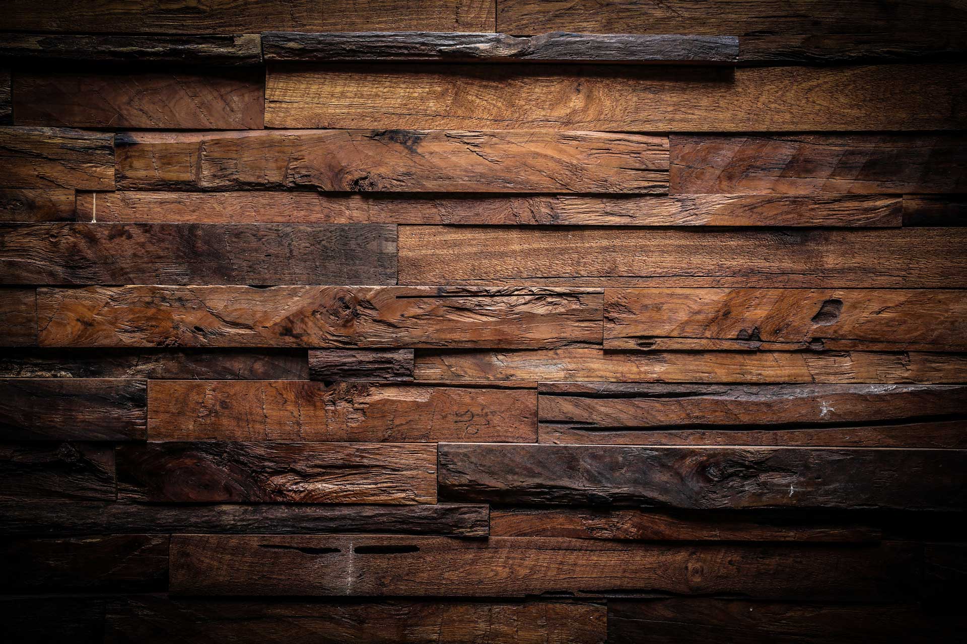 Reclaimed Wood - Rustic Interior Design - Cochran's Lumber Floors