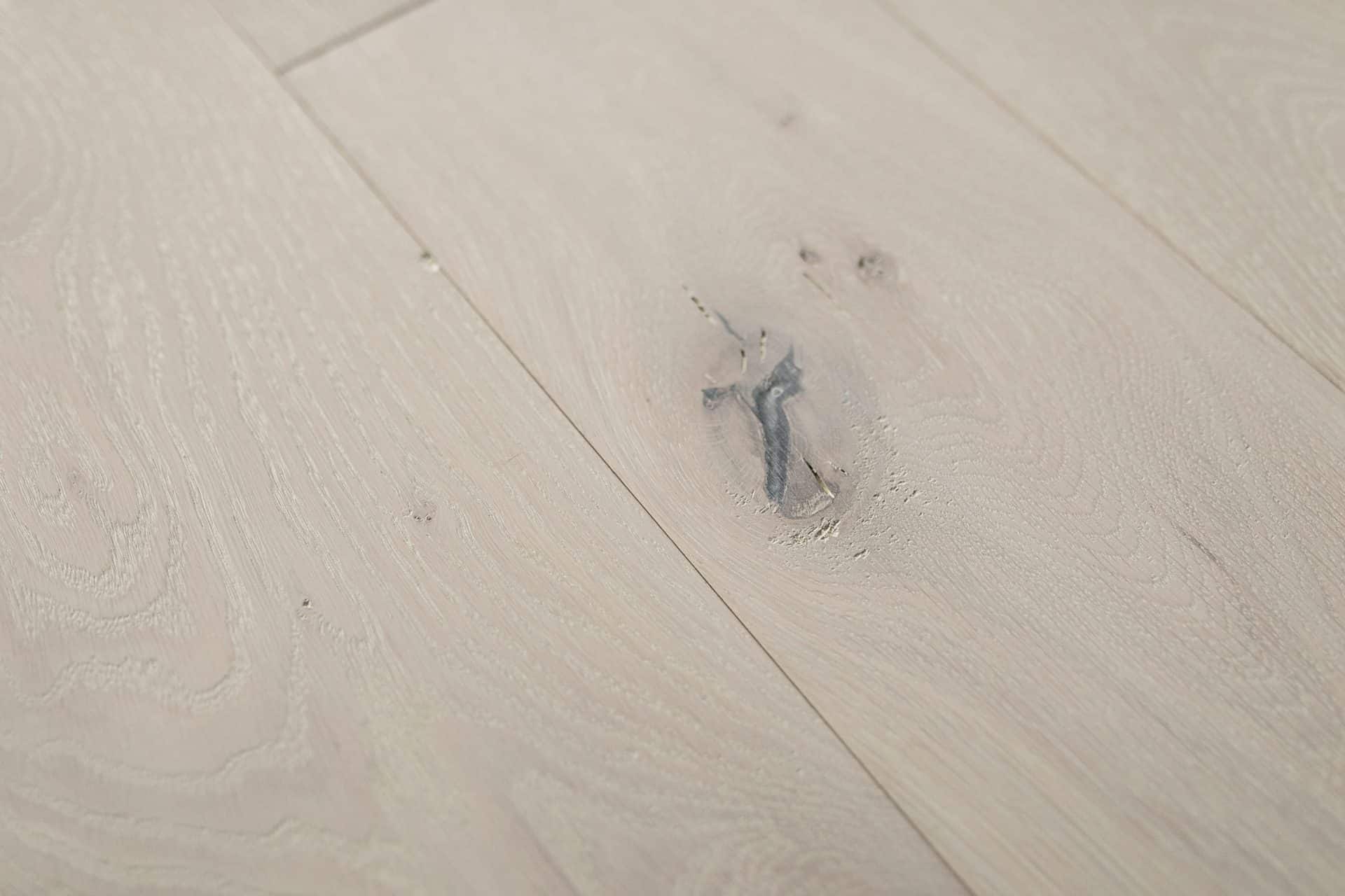 Linen - Cochran's Lumber - Pre-finished Solid & Engineered Flooring
