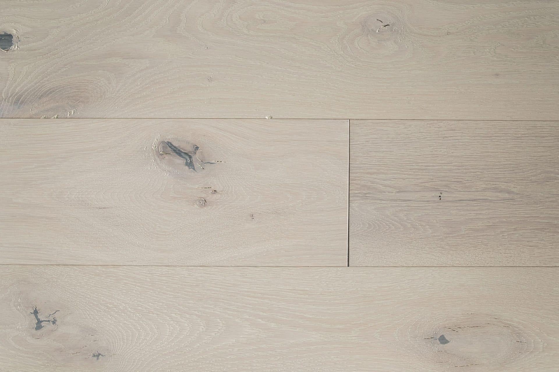 Linen - Cochran's Lumber - Pre-finished Solid & Engineered Flooring