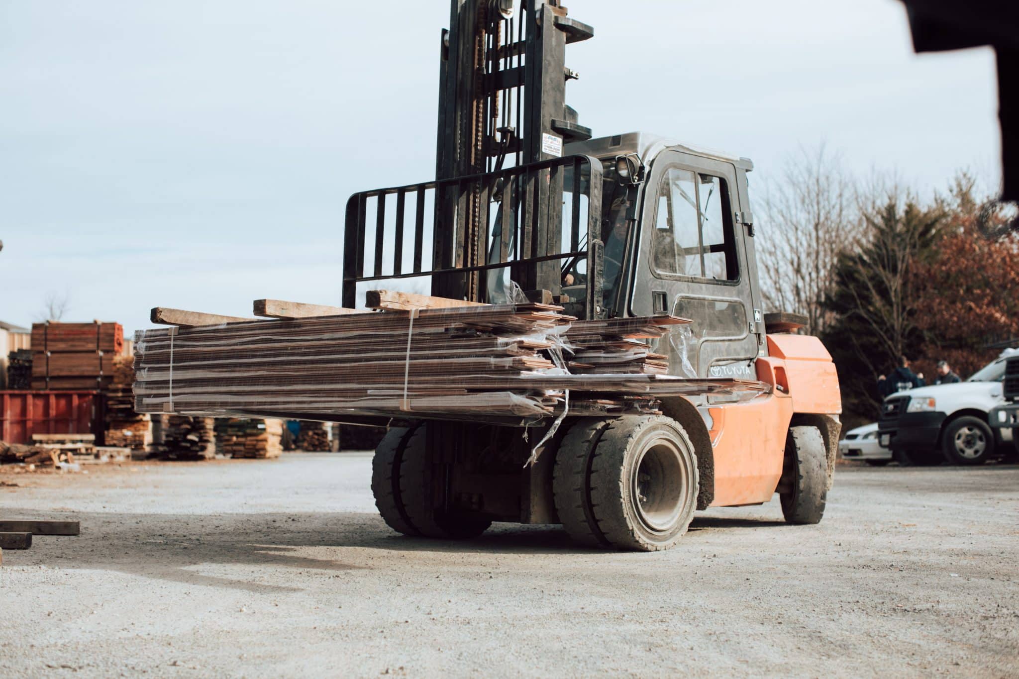 The Cochran's Process: Bundling For Shipment - Cochrans Lumber